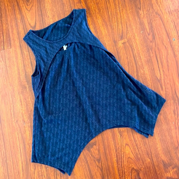 mur mur | Tops | Mur Mur Deep Blue Top With Cool Cut Outs And Flowing ...